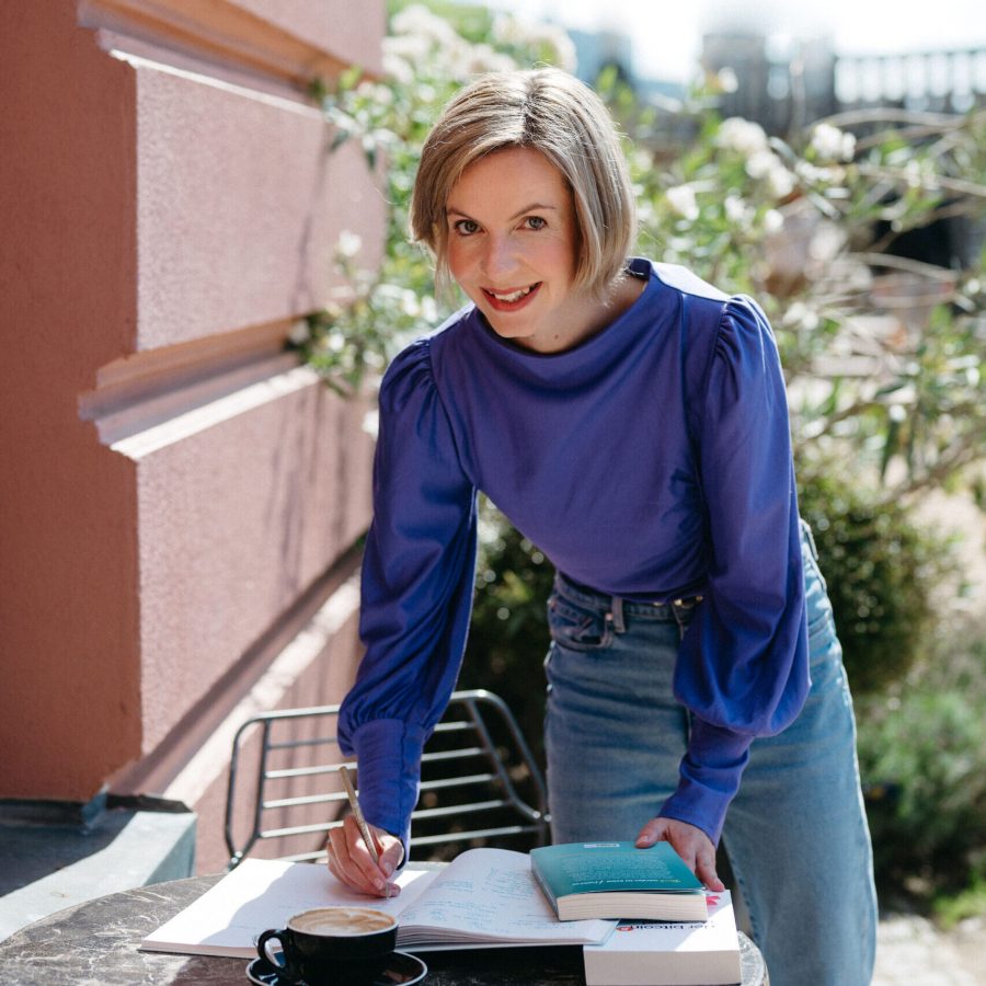 Über Dr. Grit Aßmann - Grit Aßmann